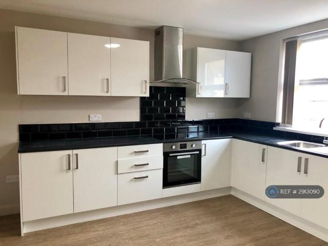 2 bedroom maisonette to rent