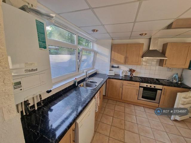 2 bedroom maisonette to rent