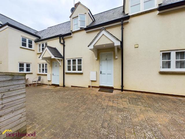 2 bedroom maisonette to rent