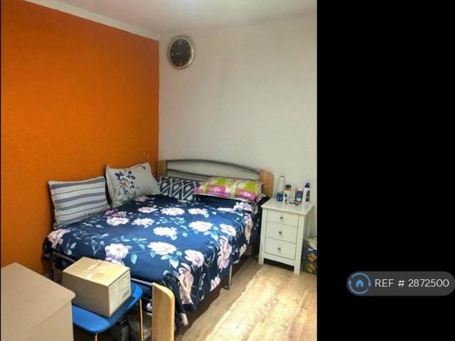2 bedroom maisonette to rent