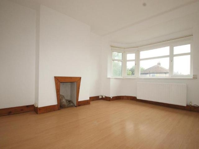 2 bedroom maisonette to rent