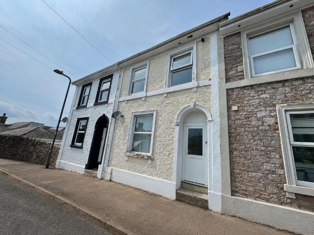 2 bedroom maisonette to rent
