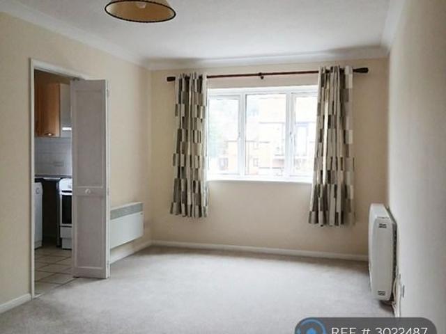 2 bedroom maisonette to rent
