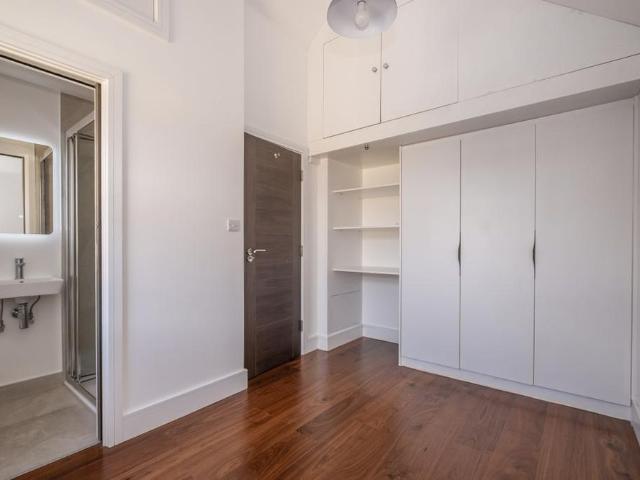 2 bedroom maisonette to rent