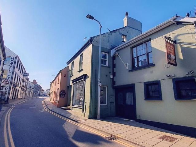 2 bedroom maisonette to rent