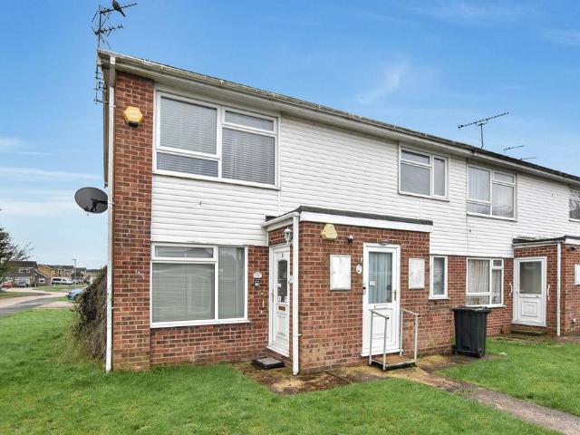2 bedroom maisonette to rent