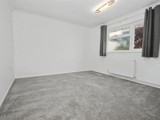 2 bedroom maisonette to rent