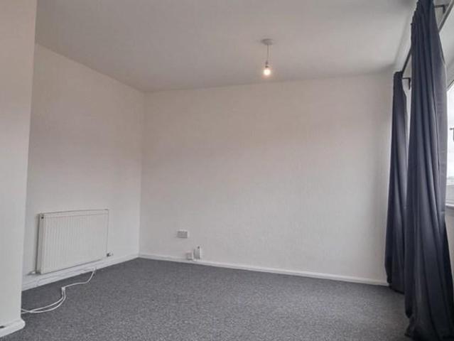 2 bedroom maisonette to rent