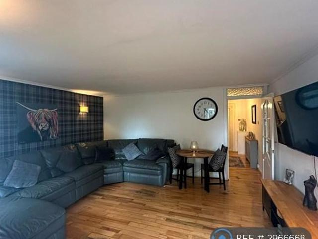 2 bedroom maisonette to rent