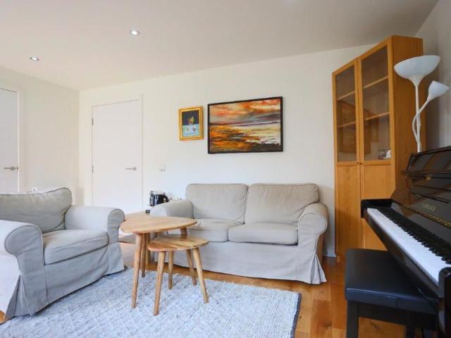 2 bedroom maisonette to rent