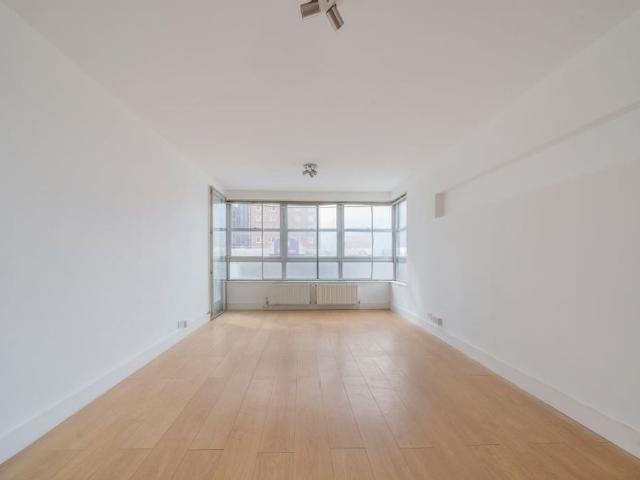 2 bedroom maisonette to rent