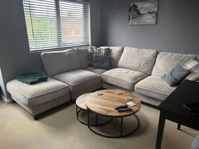 2 bedroom maisonette to rent