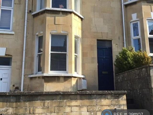 2 bedroom maisonette to rent