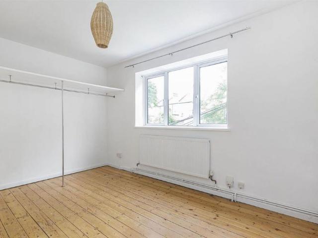 2 bedroom maisonette to rent