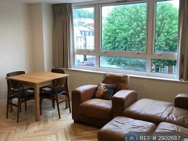 2 bedroom maisonette to rent