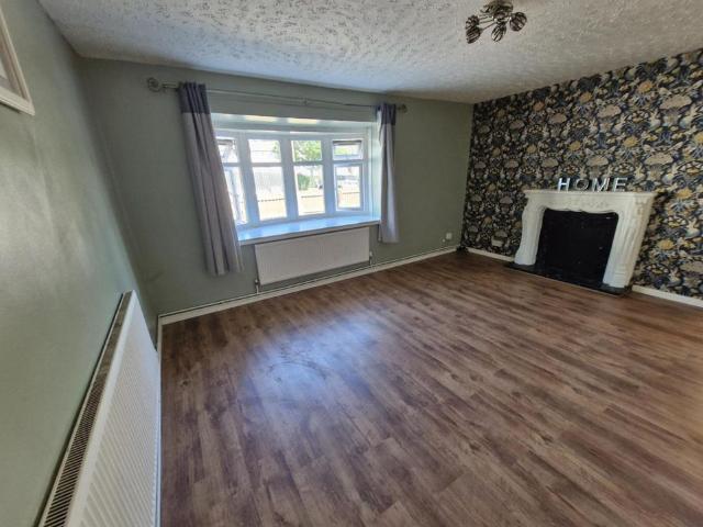2 bedroom maisonette to rent