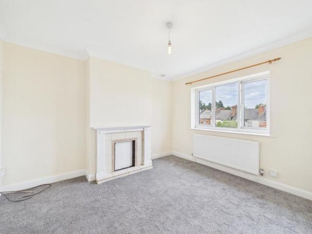 2 bedroom maisonette to rent