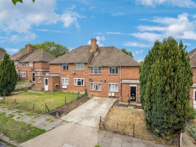 2 bedroom maisonette to rent