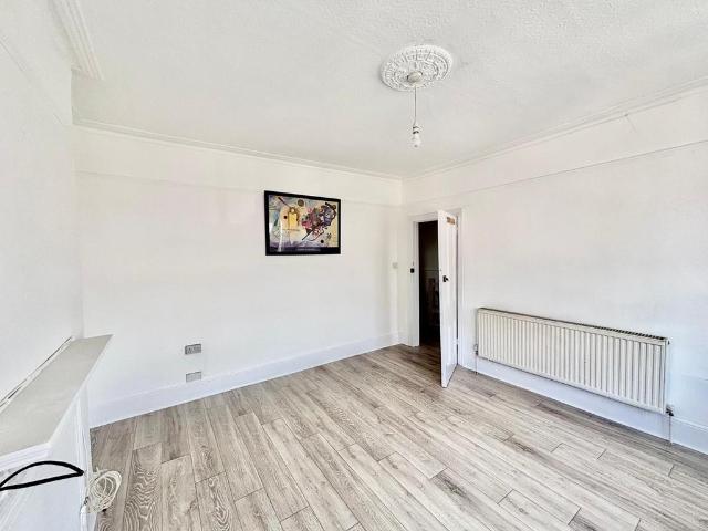2 bedroom maisonette to rent