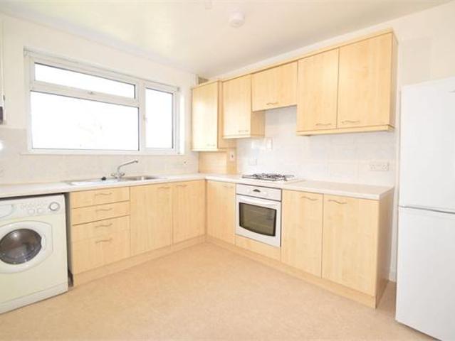 2 bedroom maisonette to rent