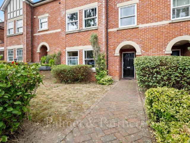 2 bedroom maisonette to rent