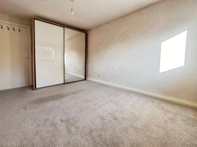 2 bedroom maisonette to rent