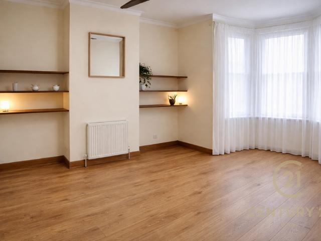 2 bedroom maisonette to rent