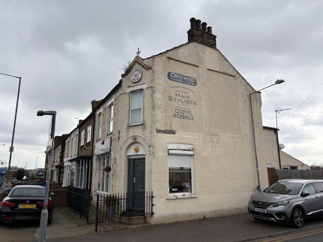 2 bedroom maisonette to rent