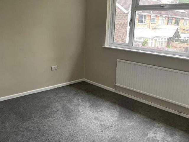 2 bedroom maisonette to rent