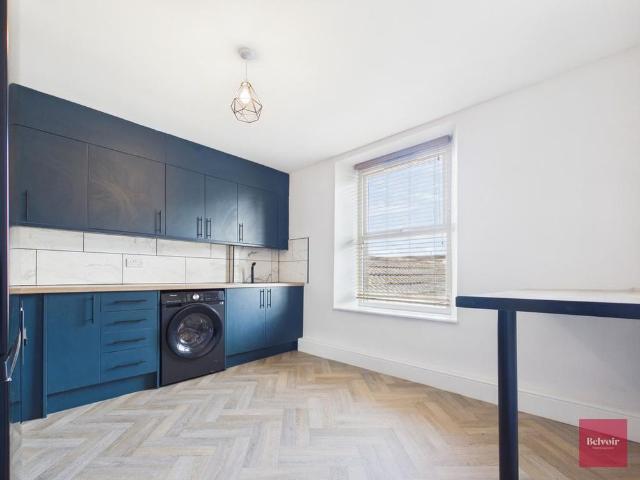 2 bedroom maisonette to rent