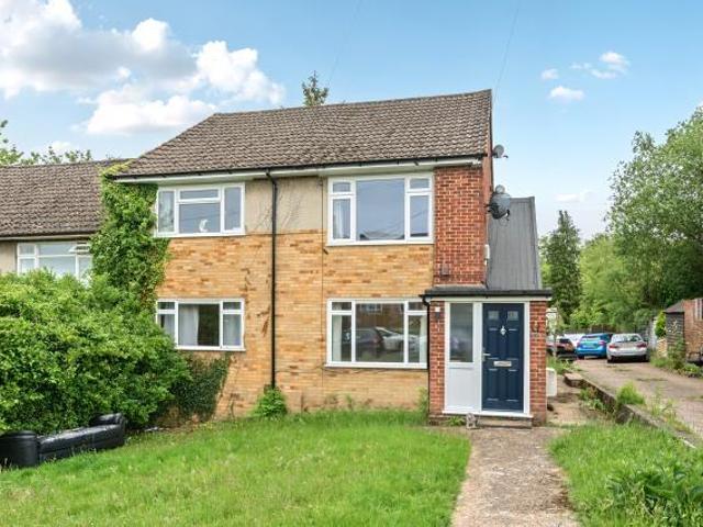 2 bedroom maisonette for sale