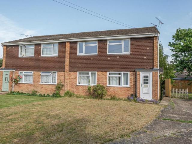 2 bedroom maisonette for sale