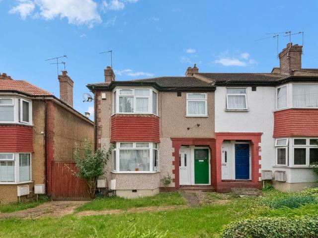 2 bedroom maisonette for sale