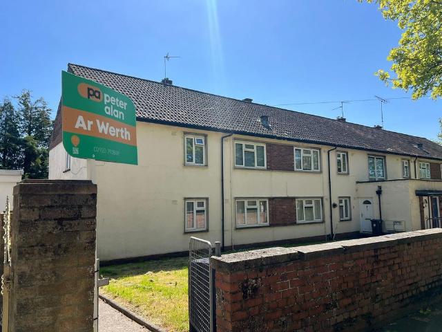 2 bedroom maisonette for sale