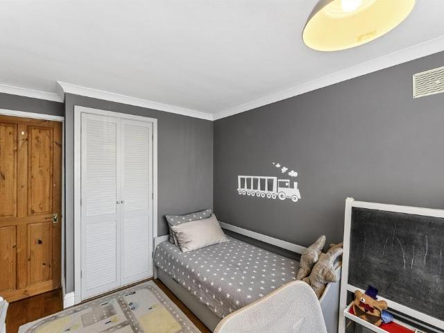 2 bedroom maisonette for sale
