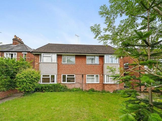 2 bedroom maisonette for sale