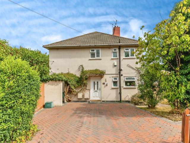 2 bedroom maisonette for sale