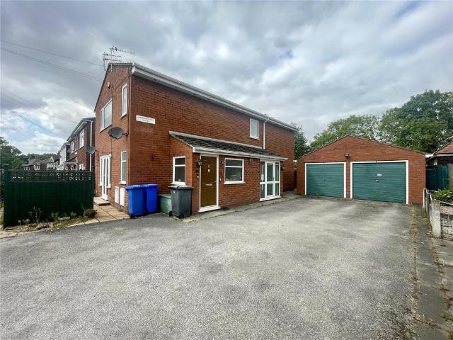 2 bedroom maisonette for sale