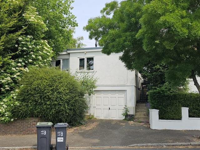 2 bedroom maisonette for sale