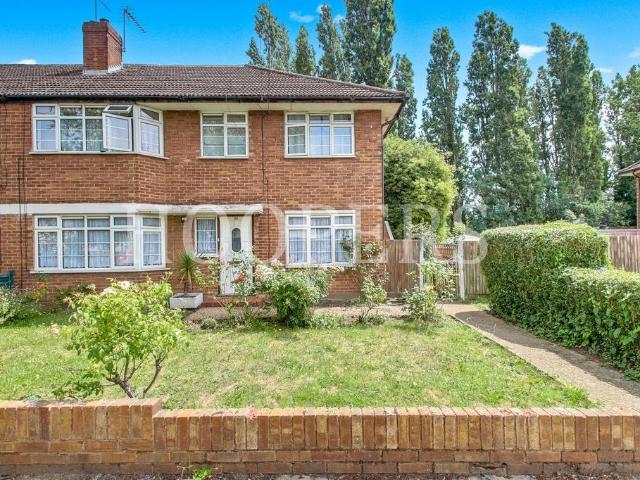 2 bedroom maisonette for sale