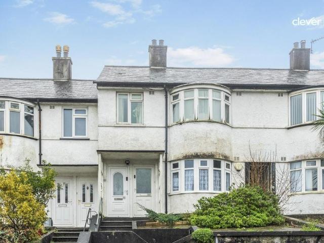 2 bedroom maisonette for sale