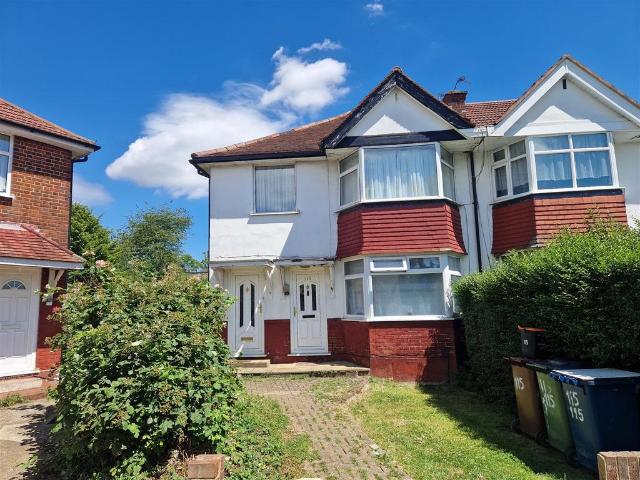 2 bedroom maisonette for sale