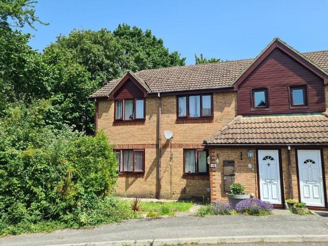 2 bedroom maisonette for sale