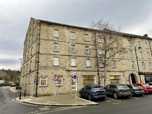 2 bedroom maisonette for sale
