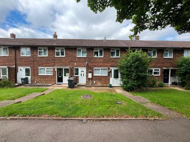 2 bedroom maisonette for sale