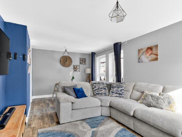 2 bedroom maisonette for sale