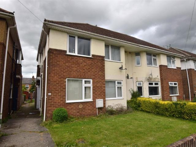 2 bedroom maisonette for sale