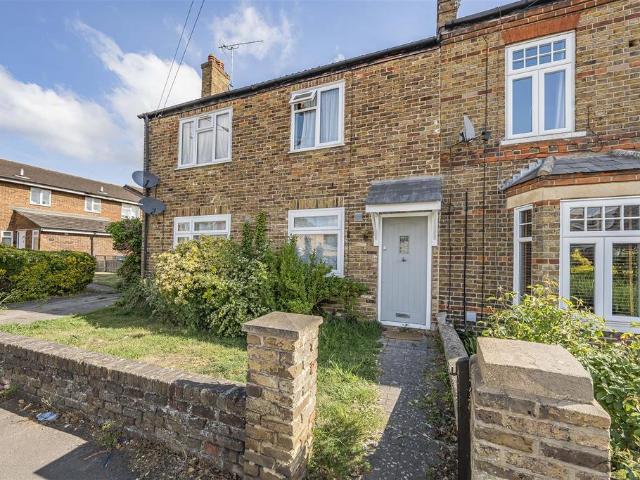 2 bedroom maisonette for sale