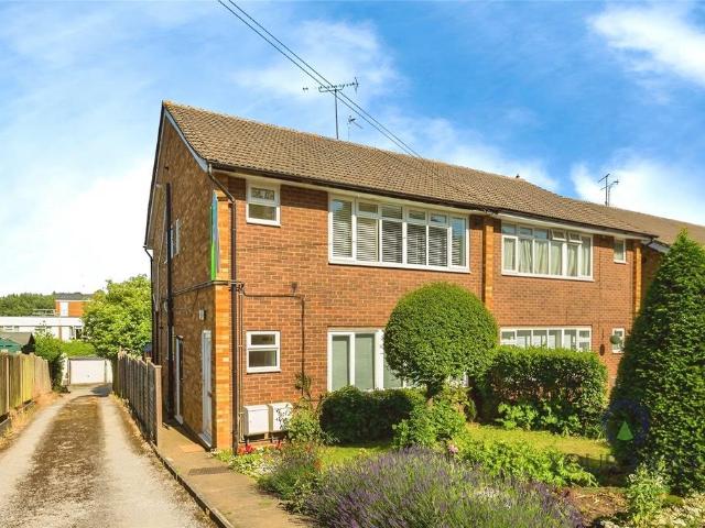2 bedroom maisonette for sale