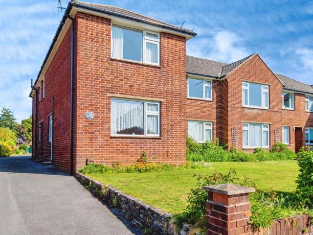 2 bedroom maisonette for sale